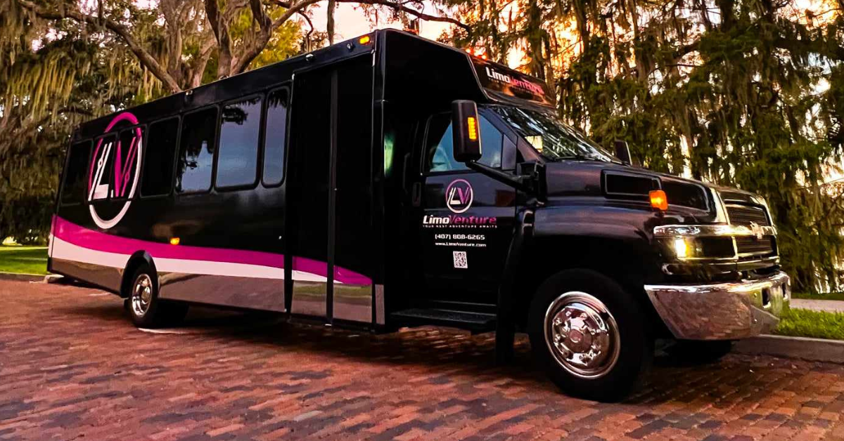 Our Fleet - Stylish Limos & Party Buses in Orlando