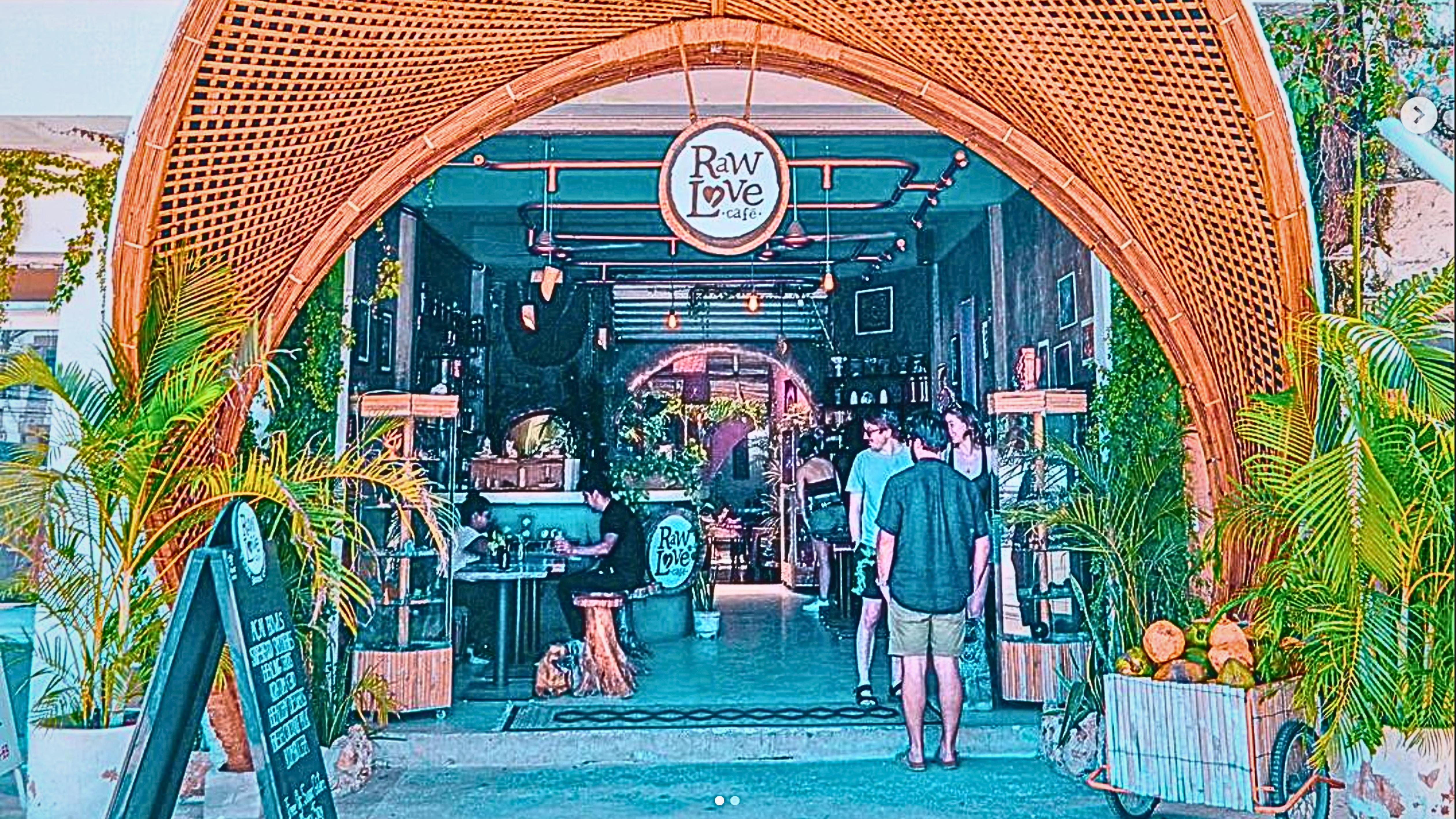 Raw Love Organic Vegan Cafe Tulum Mexico