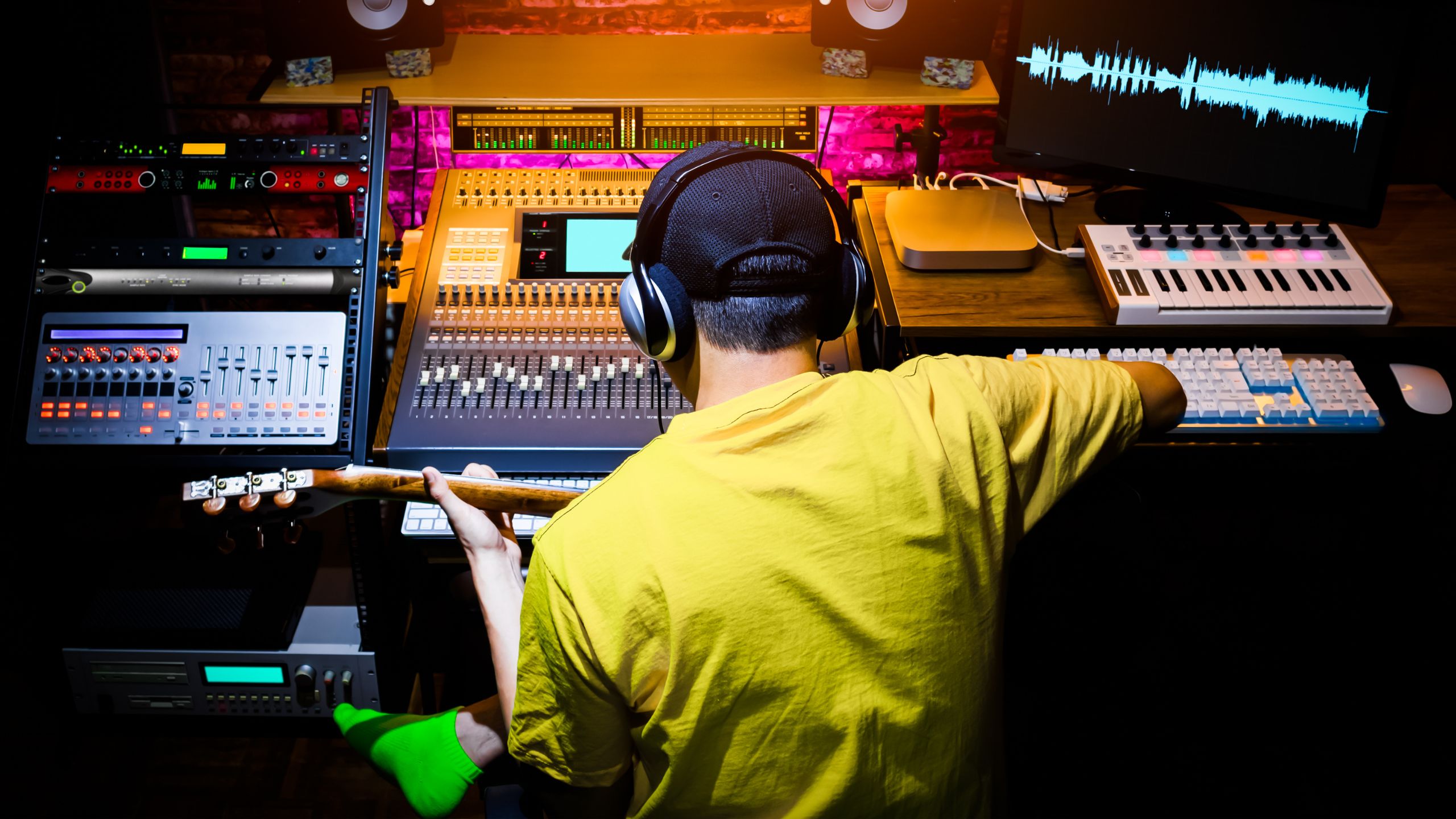 Mixing & Production Classes In Toronto