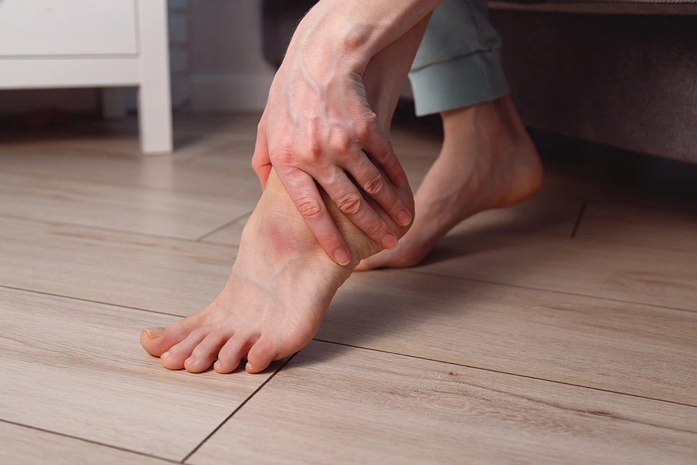 Early Symptoms of Neuropathy You Should Never Ignore