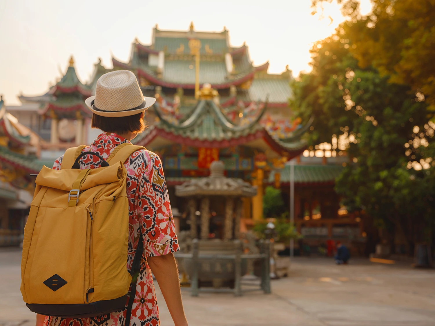 Dress Code for Buddhist Temples: What to Wear and What to Avoid