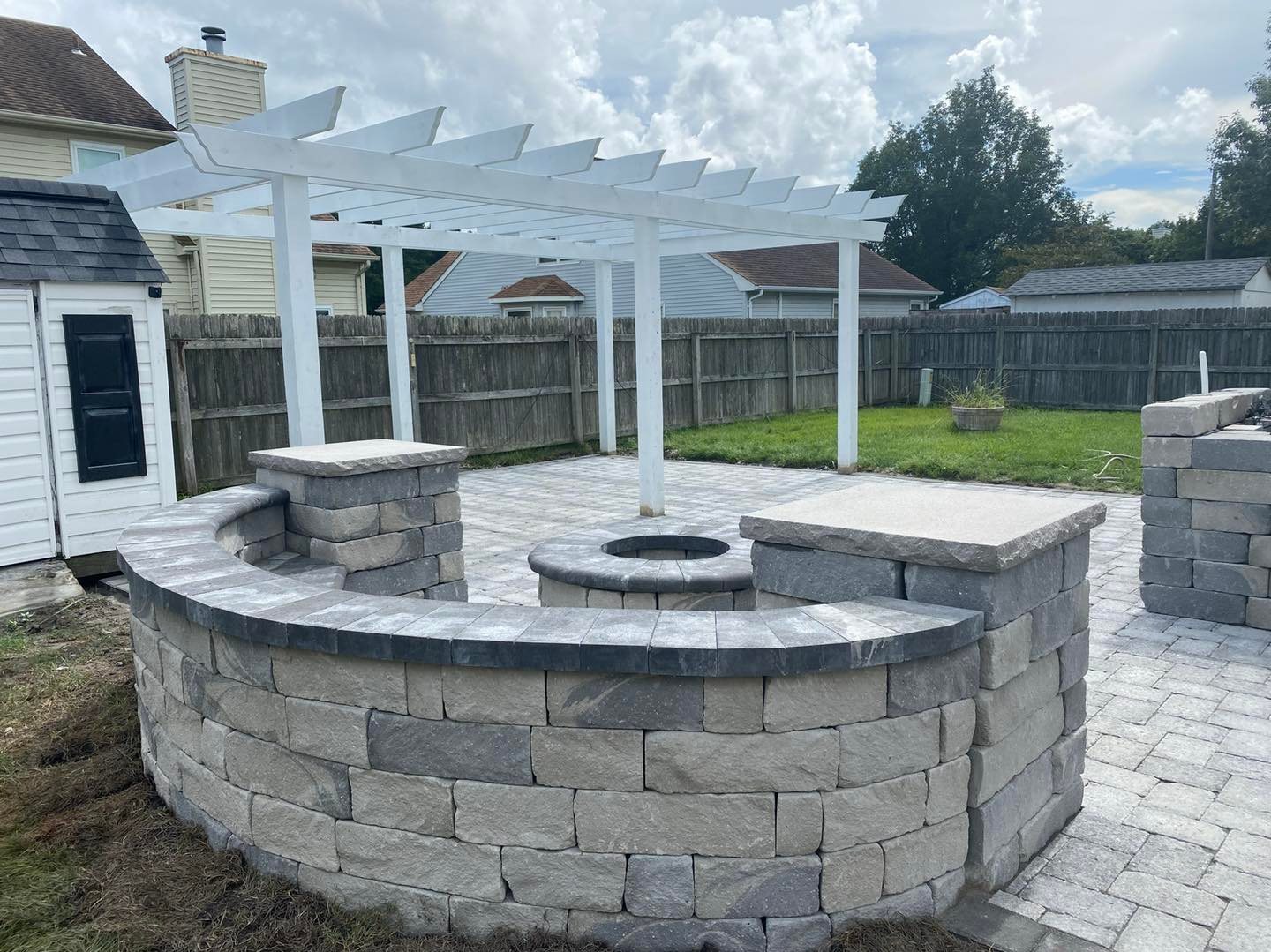 Custom Outdoor Benches in Norfolk, VA | Virginia Brick Pavers