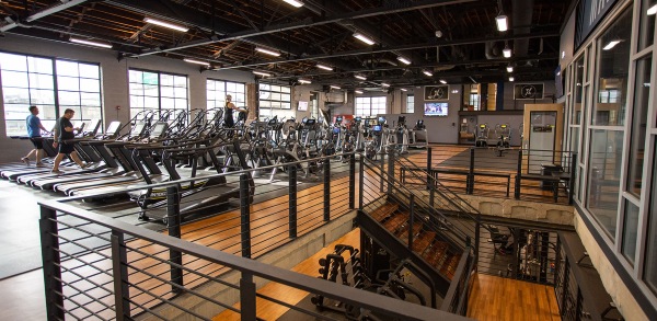 Free Weights Nashville | QNTM Fit Life