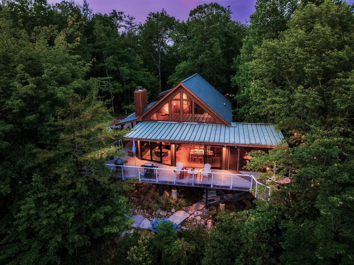 Discover memorable vacation experiences at Harris Hideaway