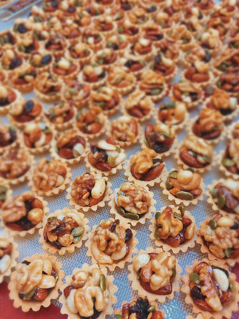 Handmade Nutty Tarts, Premium Gift and Natural Product | ilovecook