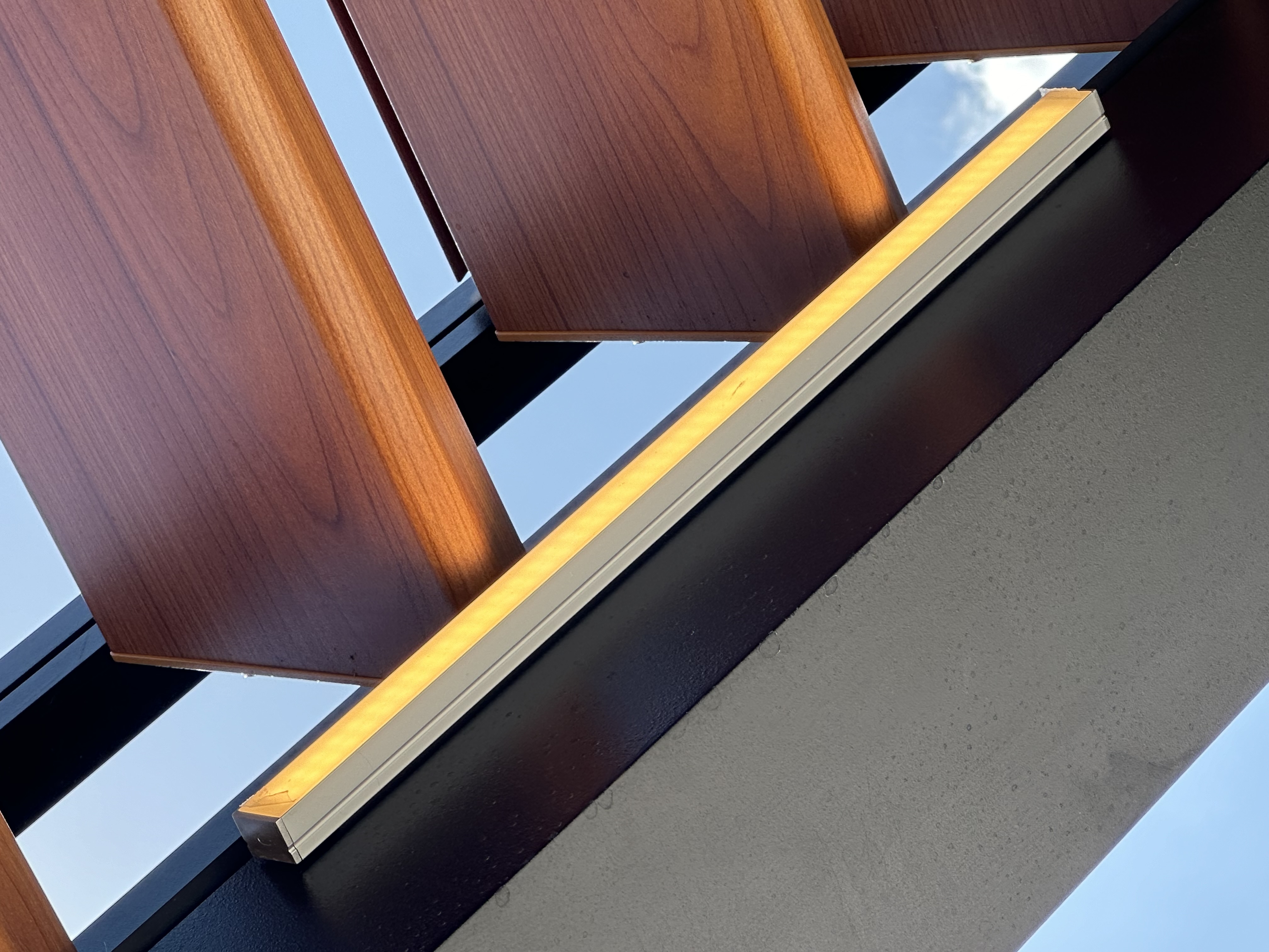 Motorized Aluminum Pergolas with louver roof by FL Outdoor