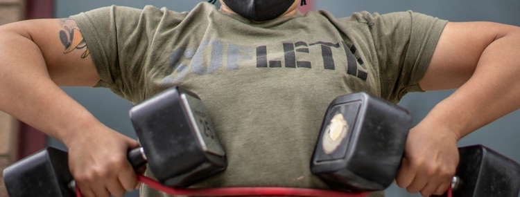 Dumbbell Upright Row: Safe Form & Muscles | Combat Fitness