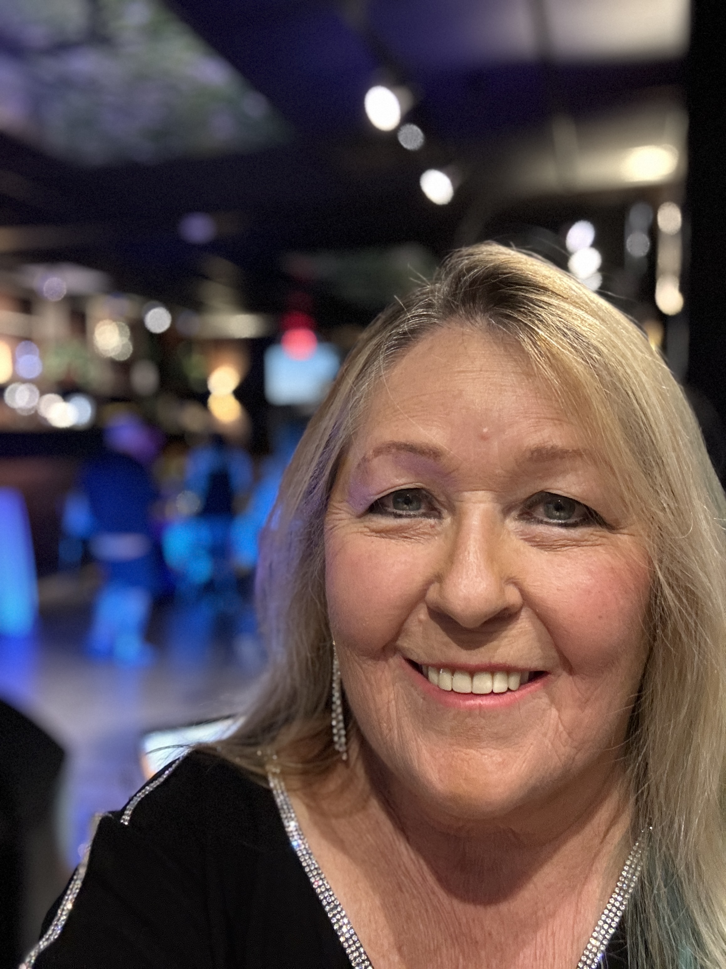 Wedding Officiant Jeanie Carroll NV & AZ ceremonies, vow renewals.