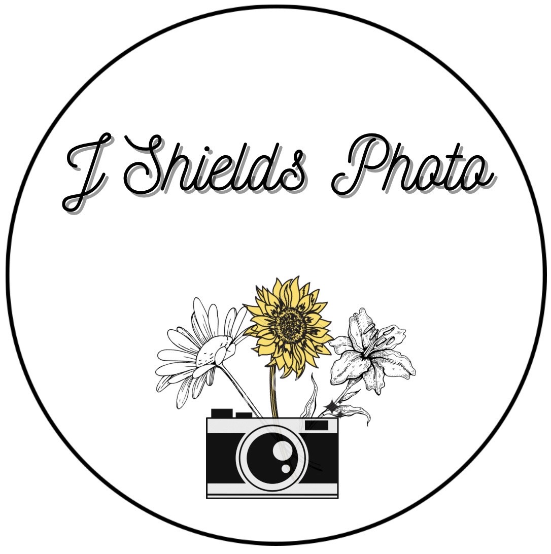 J Shields Photography - Senior Photos