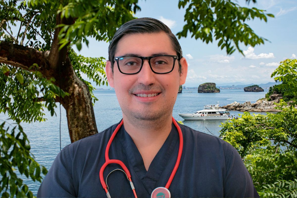 Regenerative Medicine & Stem Cell Specialist | Eduardo Fernandez, MD