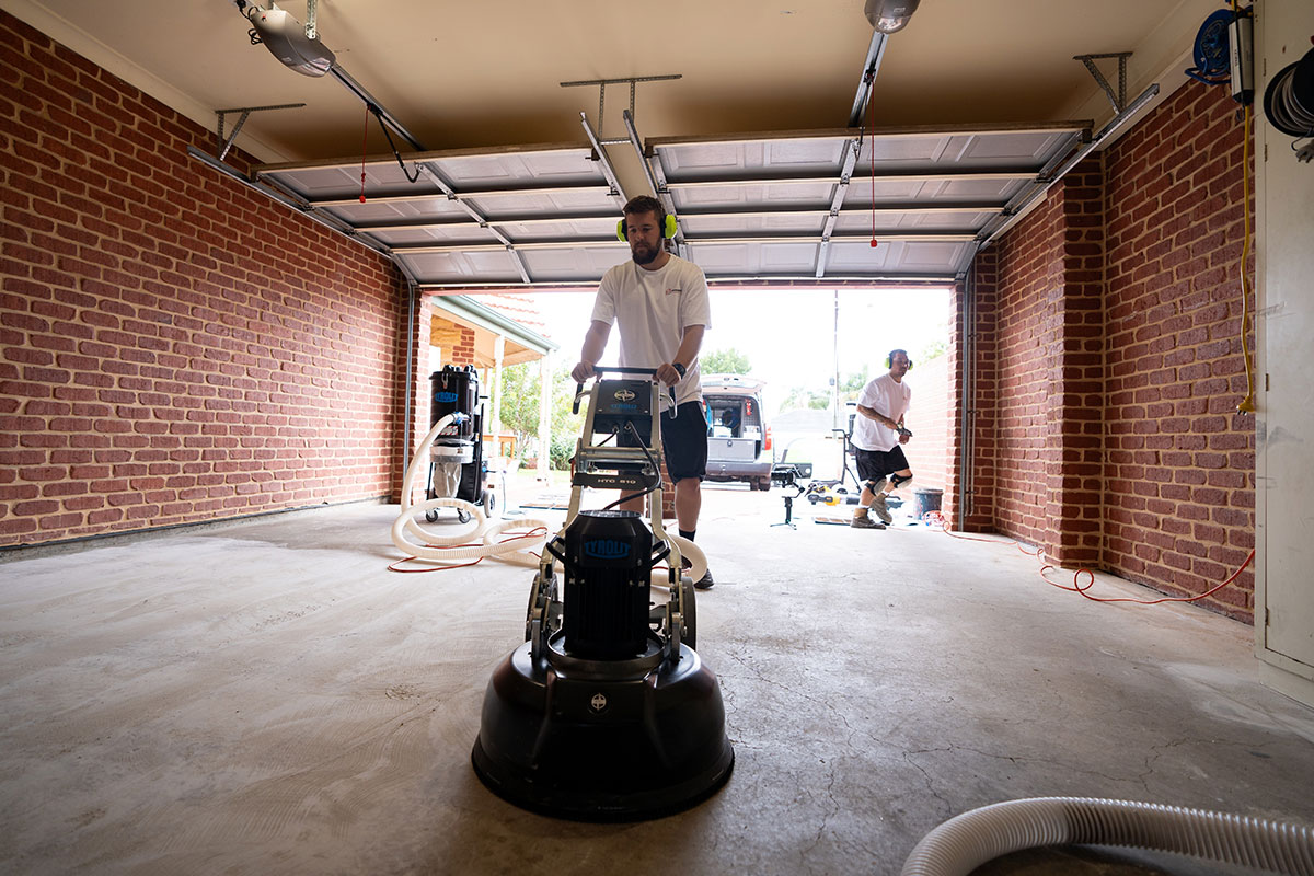 Same-Day Residential Epoxy Flooring: Fast & Durable with 20-Year Warranty