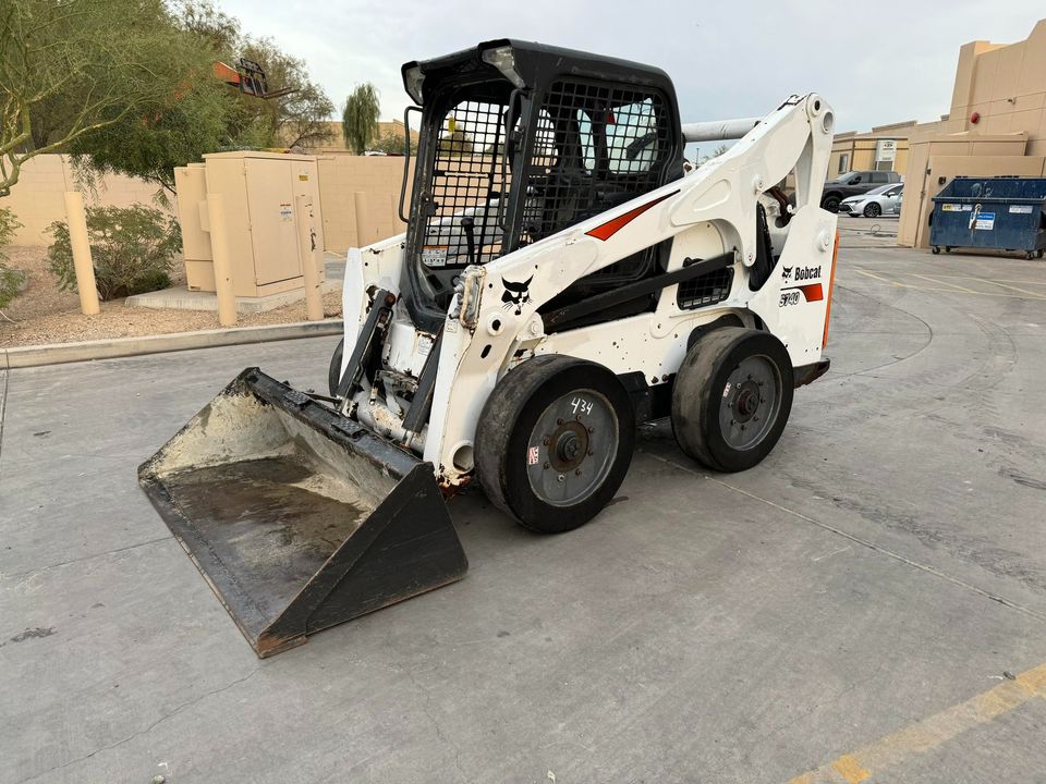 2018 Bobcat S740 Skid Steer