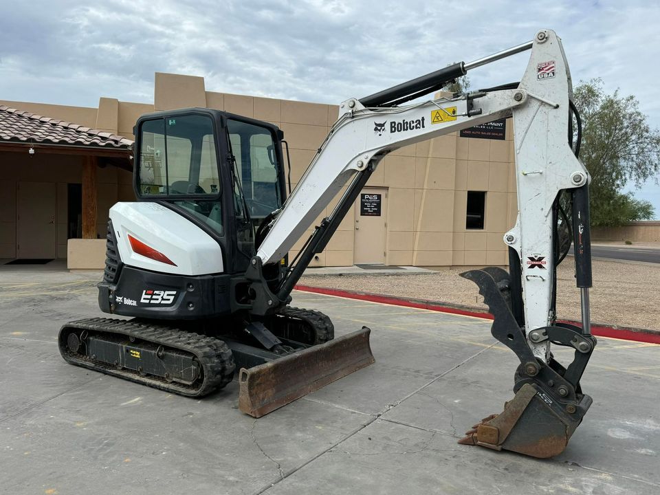 2021 Bobcat E35 Enclosed Excavator