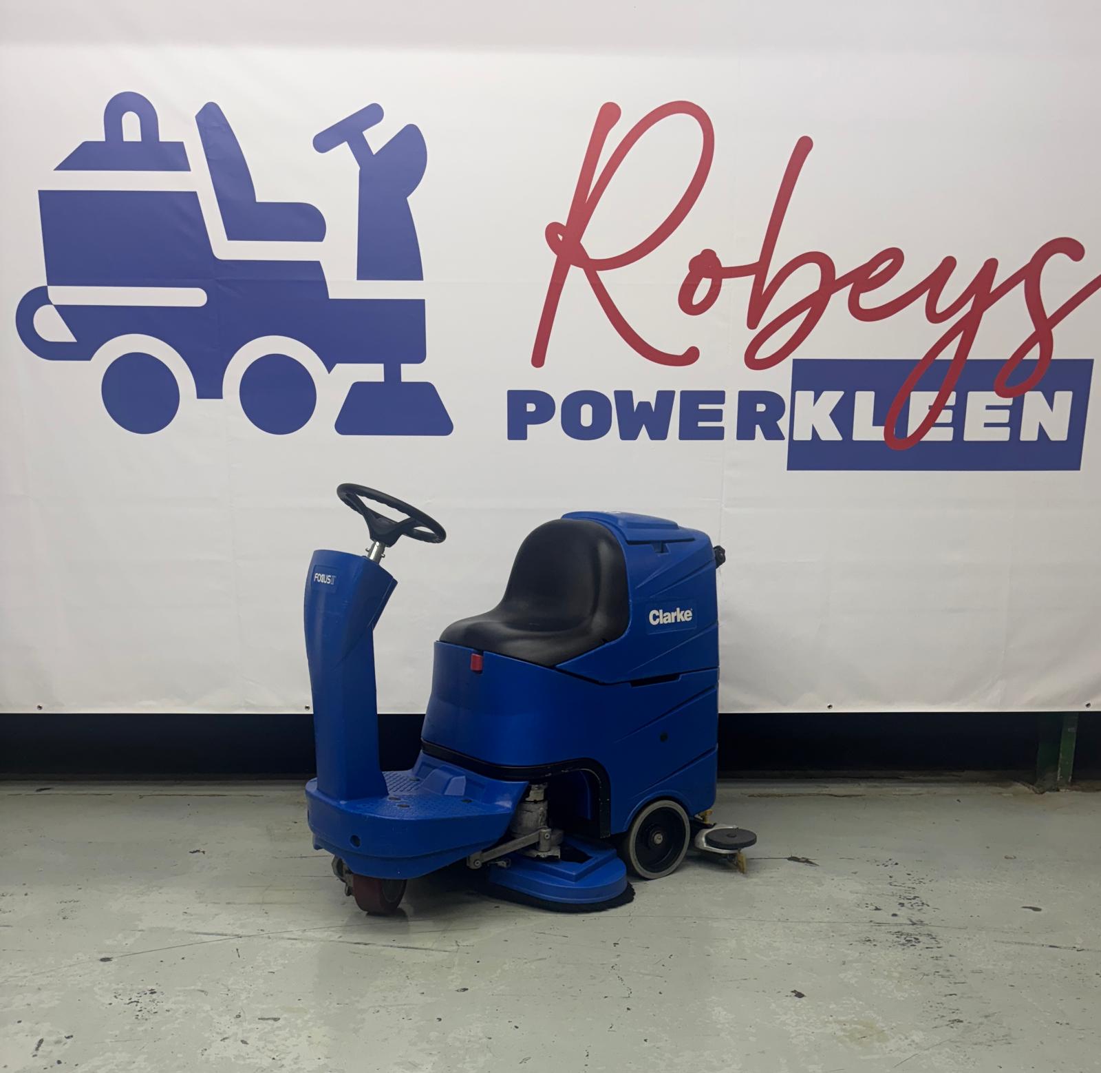 CLARKE FOCUS II 28" BOOST Micro Rider Scrubber
