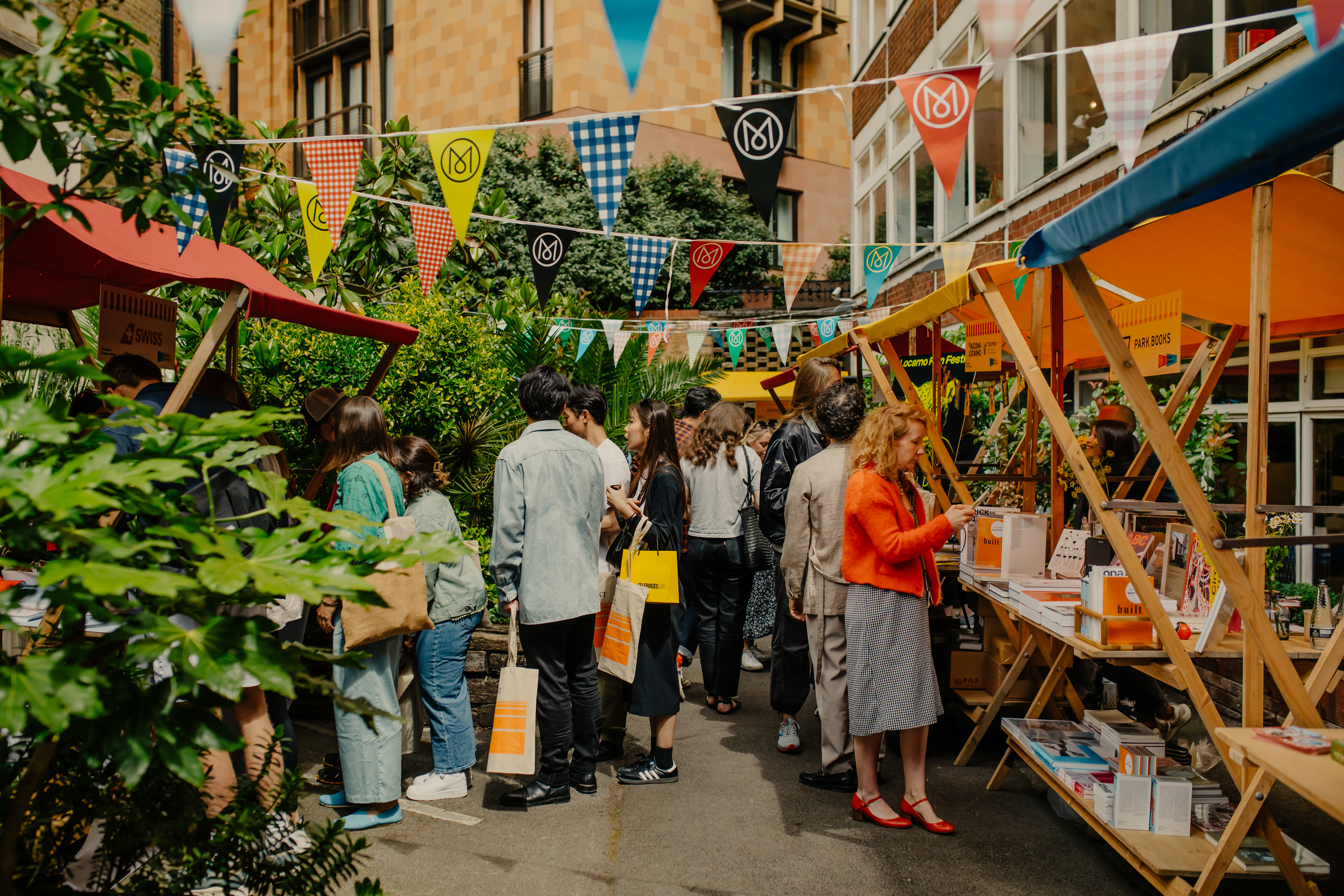 Standout Stall Hire | Unique market stands hire UK