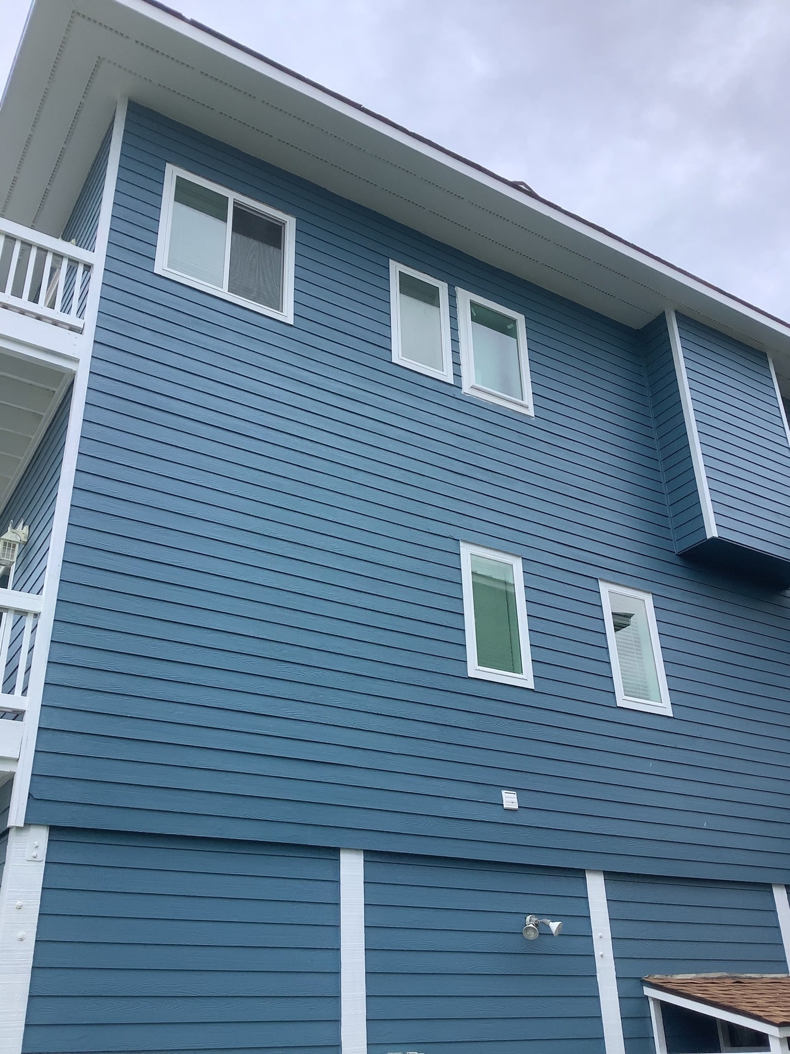 Durable Siding Installation - Rock Solid Construction