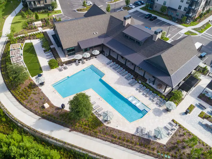 Beachy Oasis | Pool & Gym in Jacksonville, FL | 7BR/6BA Luxury Apartments