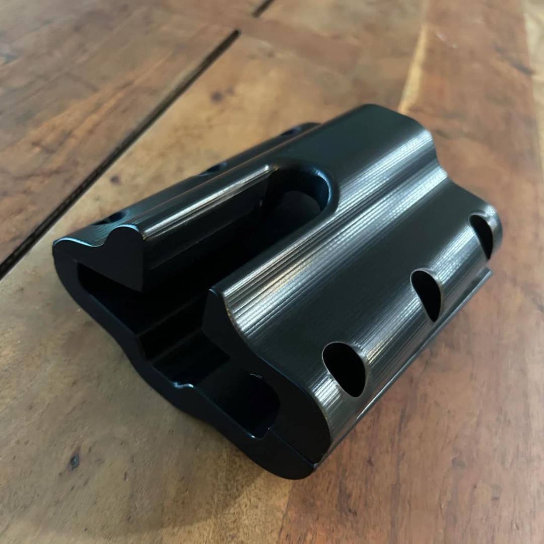 Swing Arm Brace