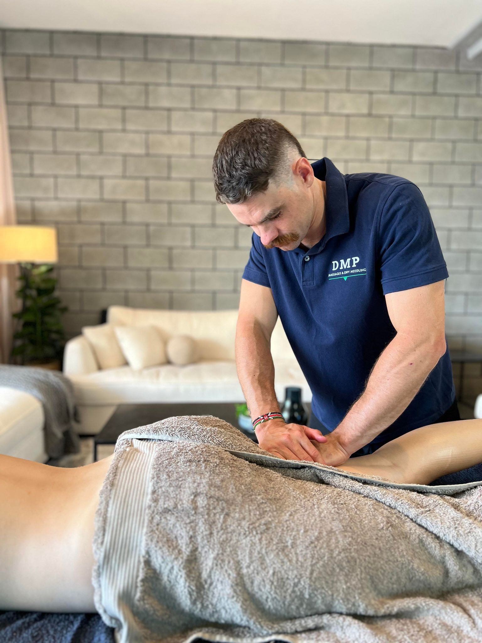 DMP Massages Dry Needling dmp-massages-dry-needling
