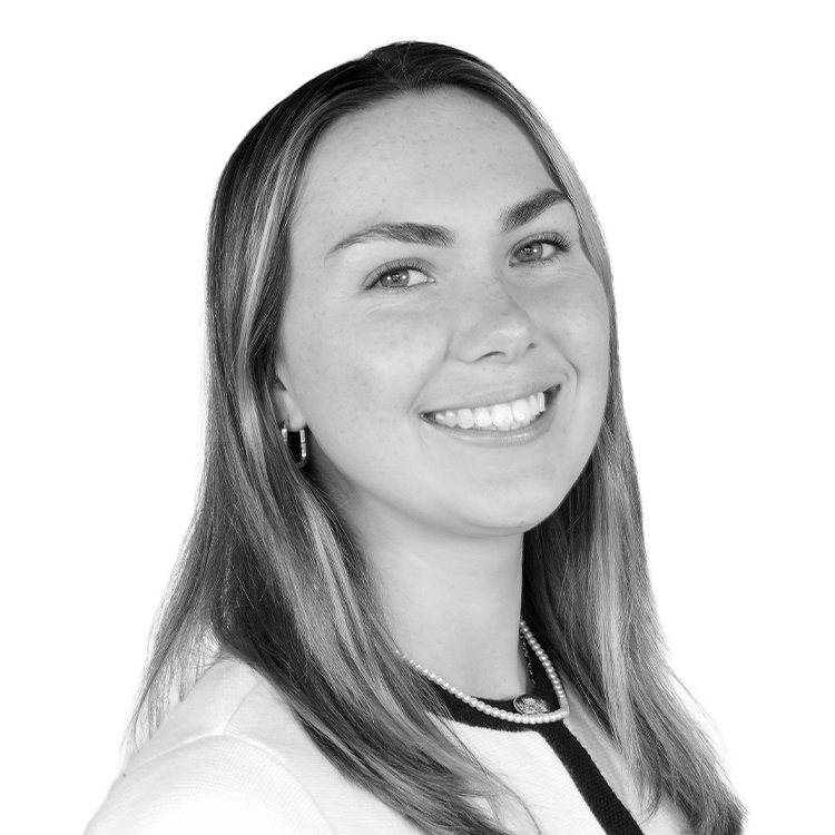Erin Gorman, Analyste en recherche