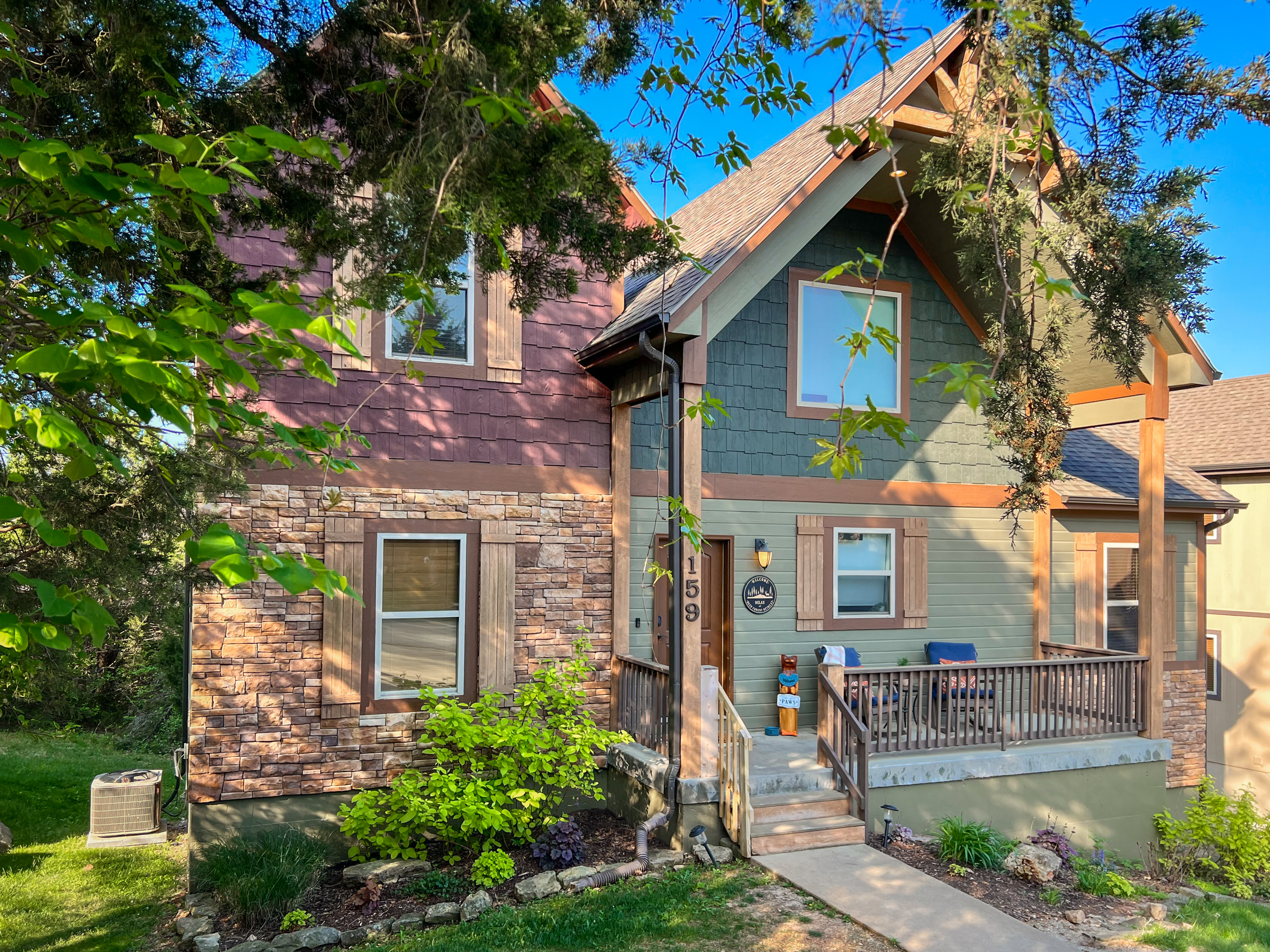 Deep Forest Retreat | Spacious Family Lodge near Branson MO