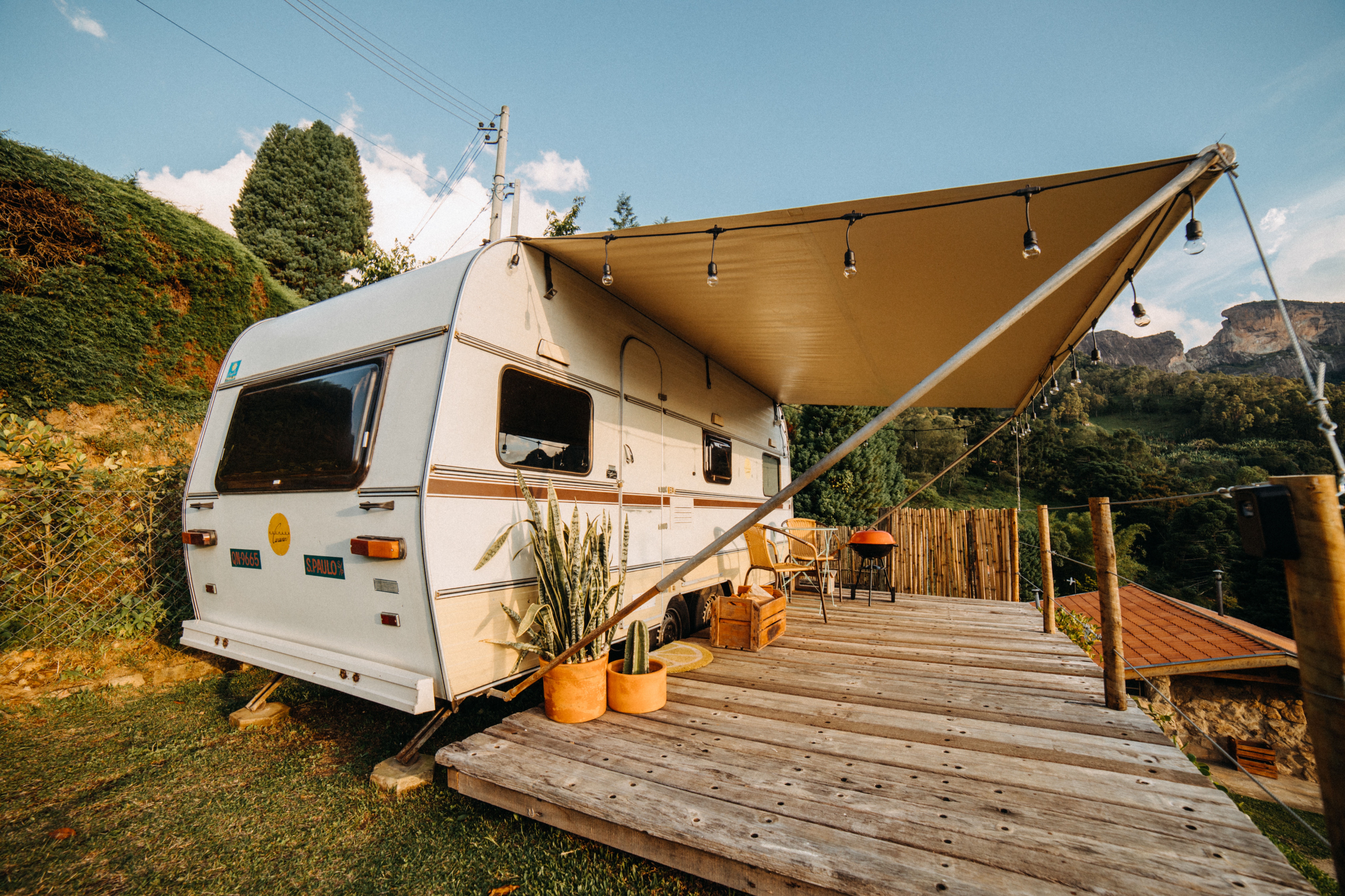 The Ultimate DIY Guide to Caravan Roof Waterproofing with Liquid Rubber ...