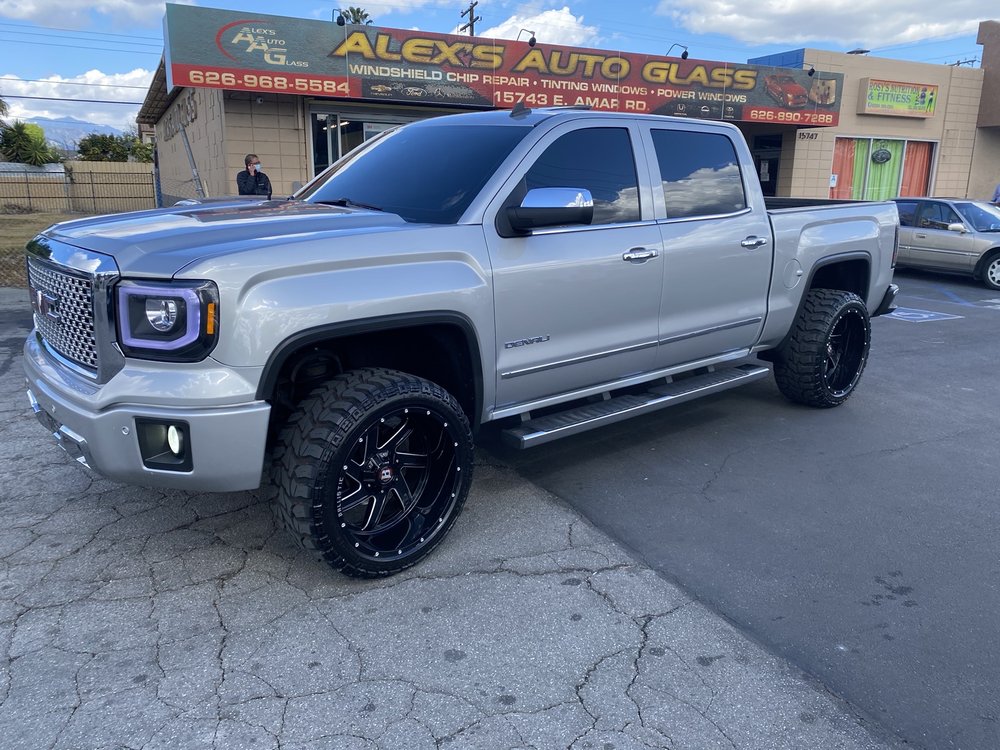 Auto Glass Services in La Puente, CA | Car Window Replacement