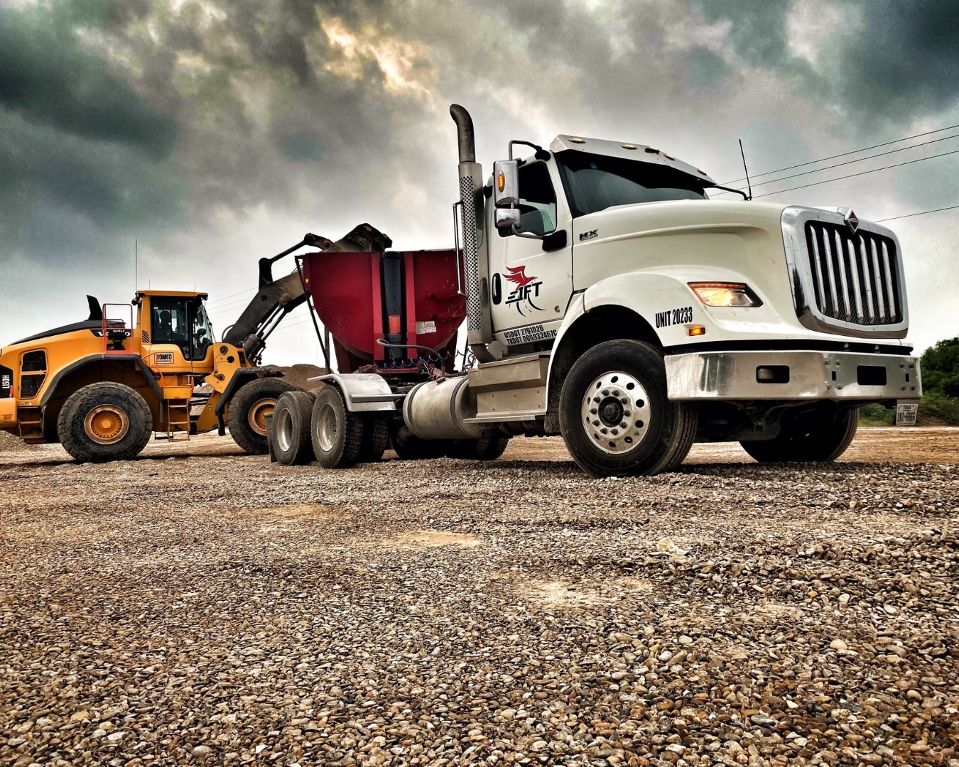 Trucking Company For Superior Aggregate Logistic - IFT